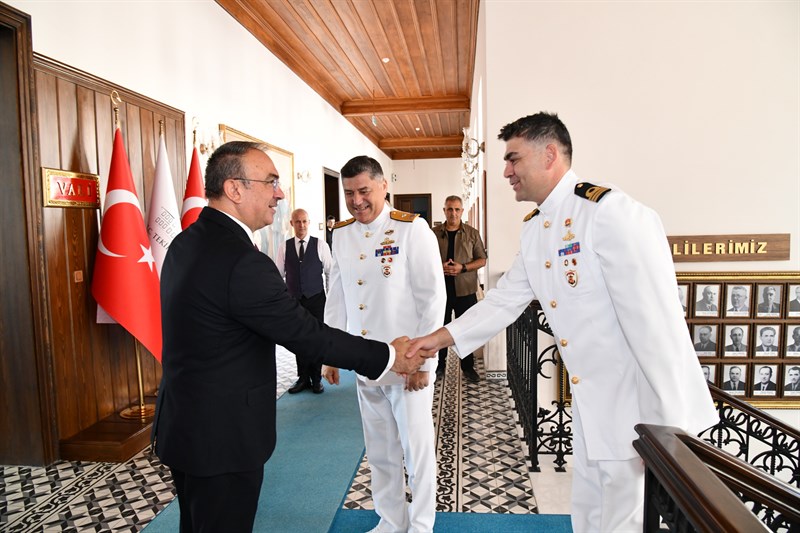 Sahil Güvenlik Marmara ve Boğazlar Bölge Komutanı Tezel Vali Soytürk’ü ...